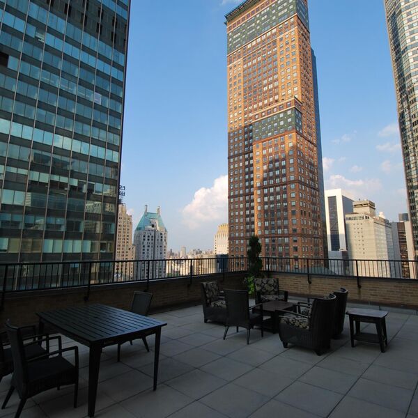 The Manhattan Club | RedWeek