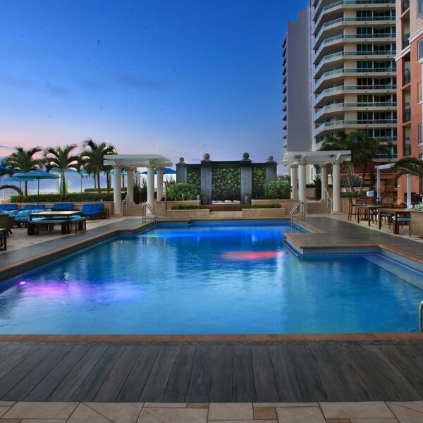Marriott's BeachPlace Towers | RedWeek