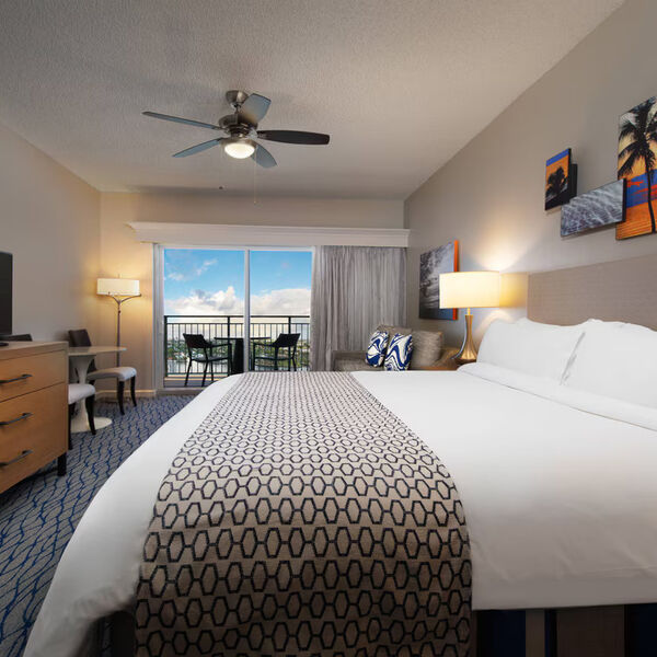Marriott's BeachPlace Towers | RedWeek